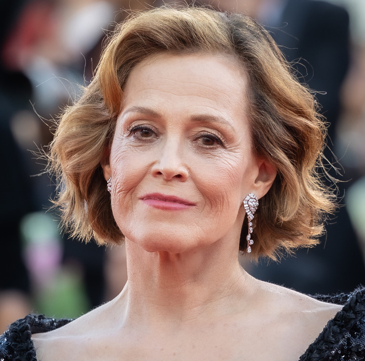12 Female Celebrities Over 60 Who Redefine What It Means To Glow Up